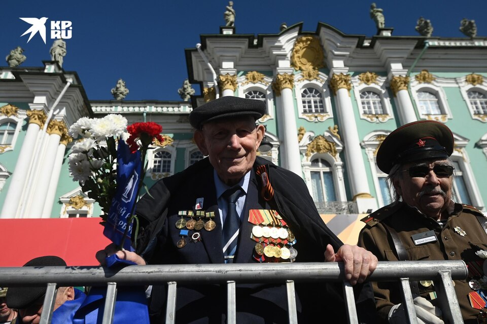 Парад Победы в Санкт-Петербурге 9 мая 2025: прямая онлайн-трансляция